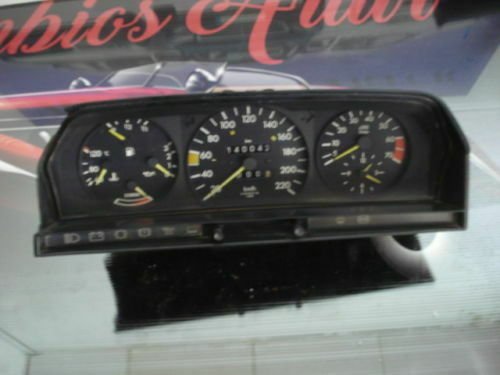 Cuadro de instrumentos / Kombiinstrument Tacho / Mercedes 190E W201 ...