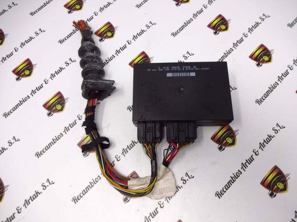Confort VW Passat Skoda 1C0959799B 5DK00821400 H01/S0001 1CO959799B