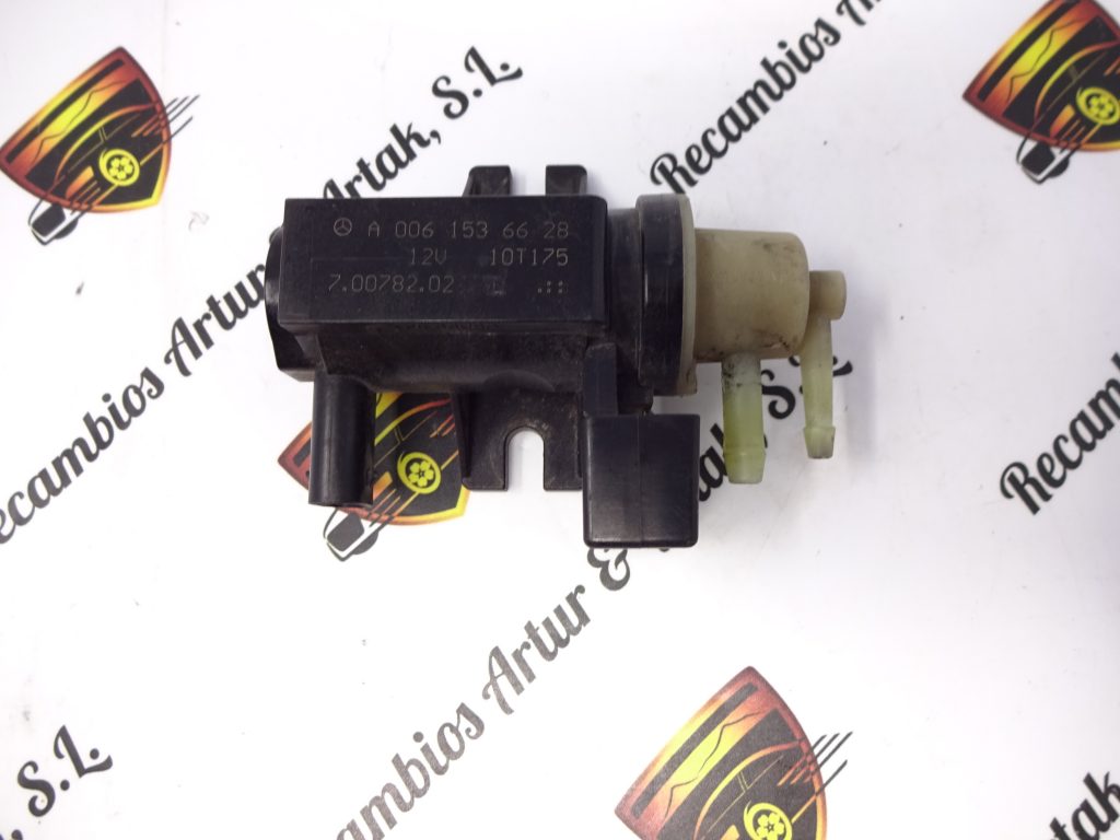 Solenoide de la válvula de vacío Mercedes-Benz A0061536628 70078202